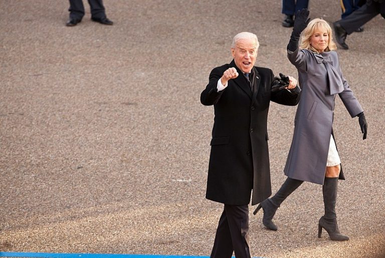 800px-Vice_President_Joe_Biden_and_his_wife_Dr._Jill_Biden_Marching_In ...