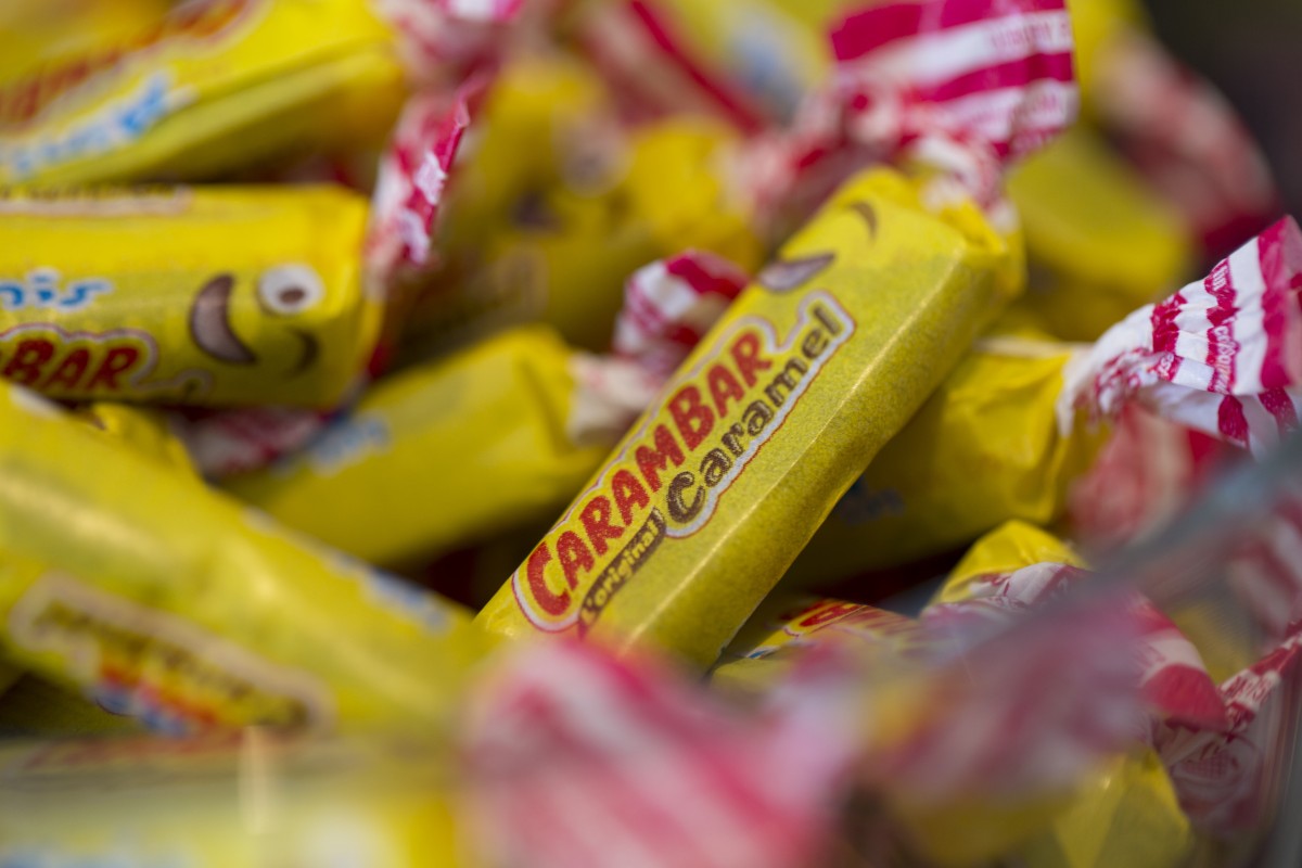 candy_confectionery_gluttony_colorful_yellow_sweets_free_image_colors ...